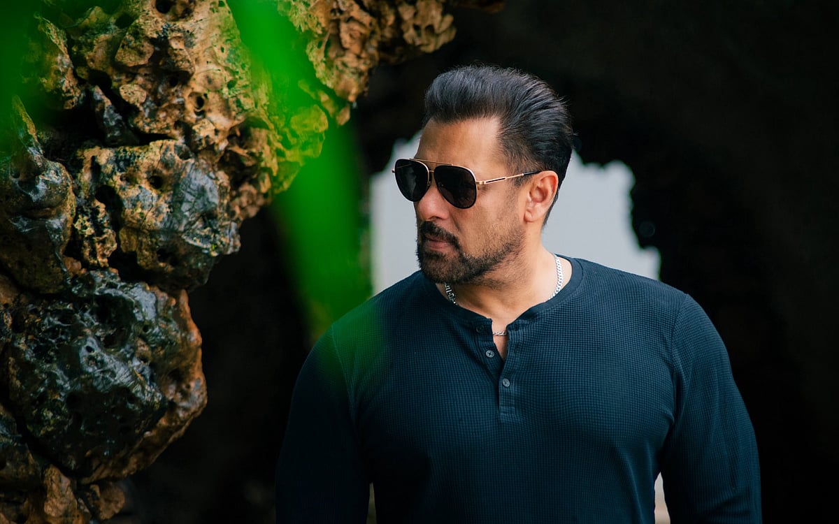 Bracelet has stayed while everything else around Salman Khan shifted