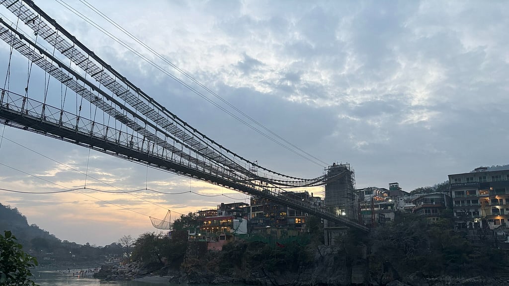 Rishikesh's Lakshman Jhula to be replaced with a new glass bridge!