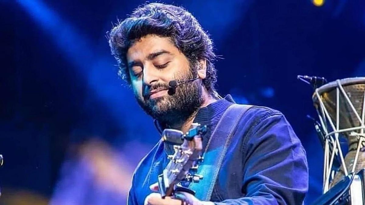 Arijit Singh releases new single Fitratein