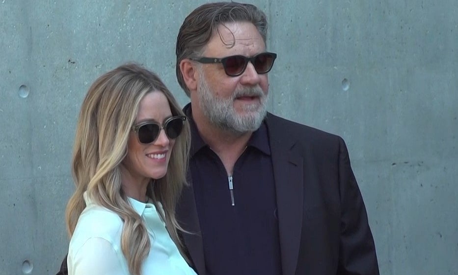 Russell Crowe Rocks Casual Style at Milan Fashion Week 2024