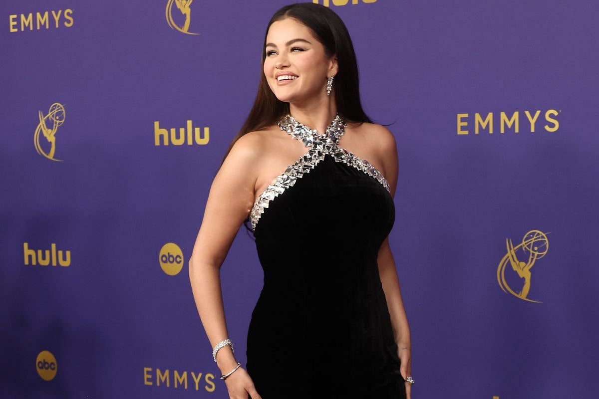 Selena Gomez slays the Primetime Emmy Awards red carpet in a stunning ...