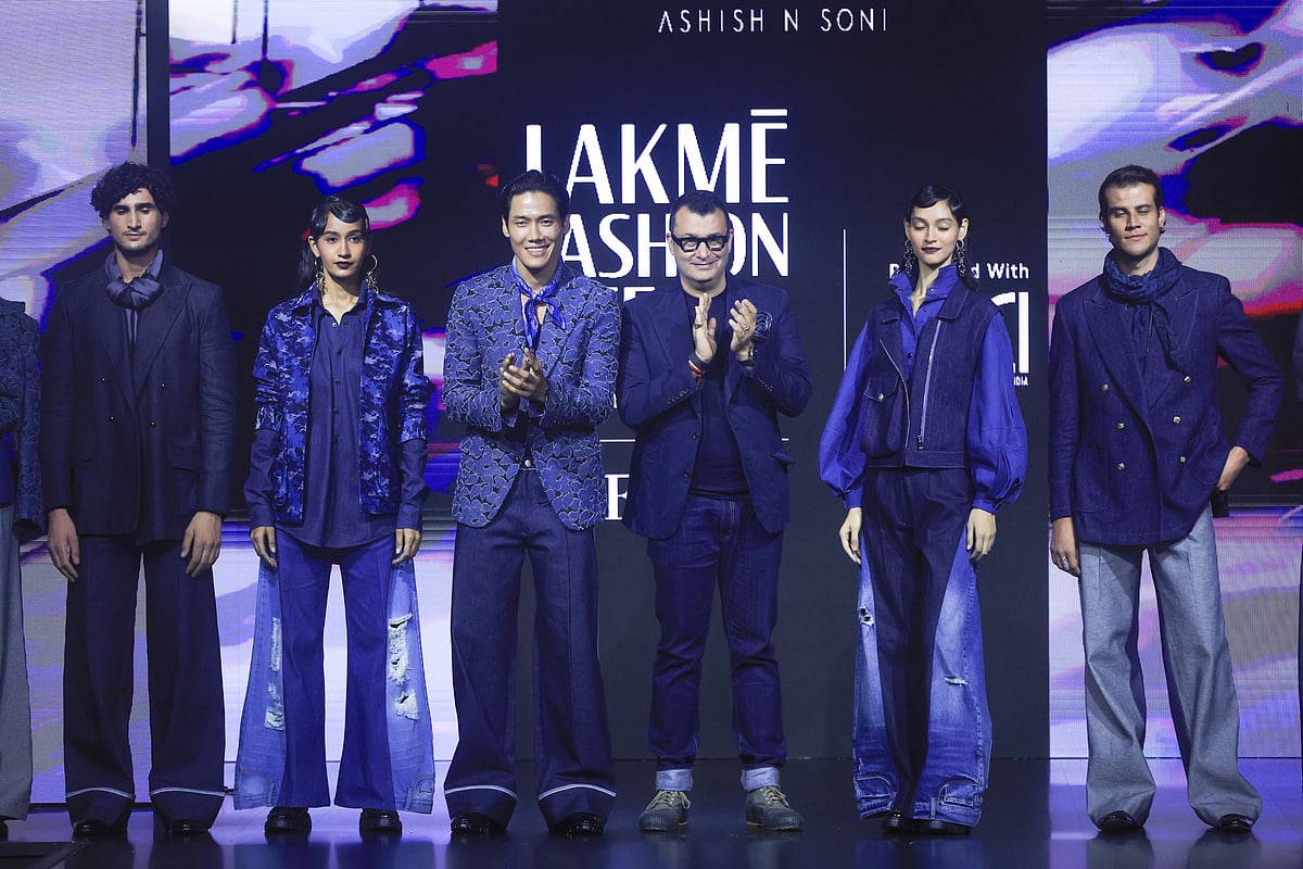 Ashish Soni's Double Denim trend was a hit at the LFWxFDCI show