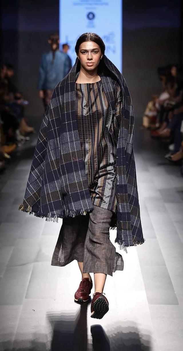 Gaurav Jai Gupta to Unveil Metallic Sari Collection in Chennai Exhibition