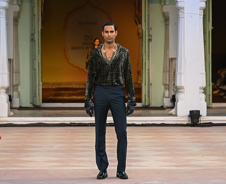 Designer Arjan Dugal unveils his collection Vintage 2030 at FDCI India ...