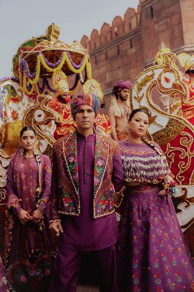 Randeep Hooda and wife Lin Laishram exude timeless elegance in a ...