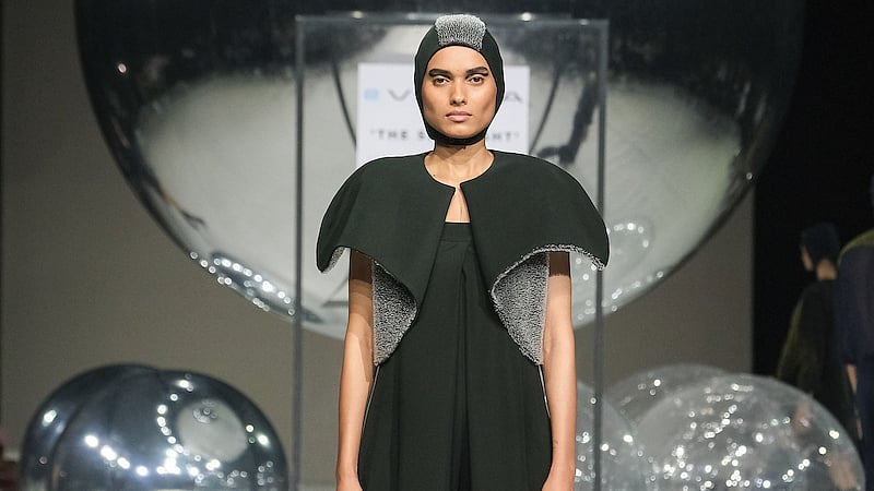 A peek into designer Somya Goyal's new collection Pivot at LFWxFDCI