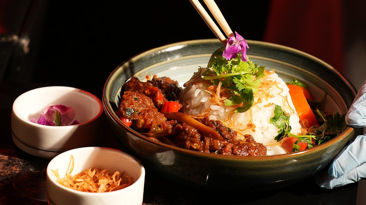 Here's how you can make the Bambu Bali Chicken at home