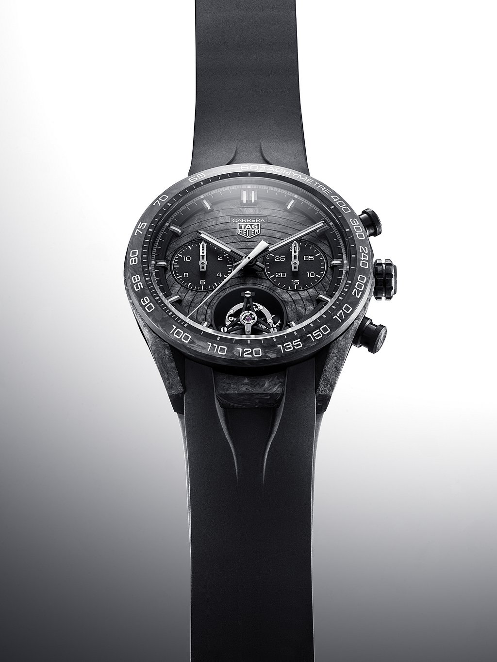 TAG Heur introduces two new masterpieces