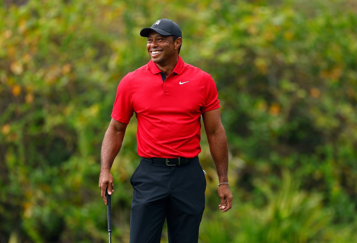 Tiger Woods undergoes 7th back surgery to replace collapsed disc