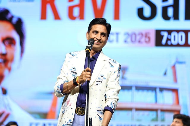 Kumar Vishwas brings the Ramayana to life in Mumbai poetry show