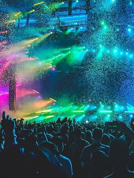What are KPop light sticks? Here are the top ones to buy