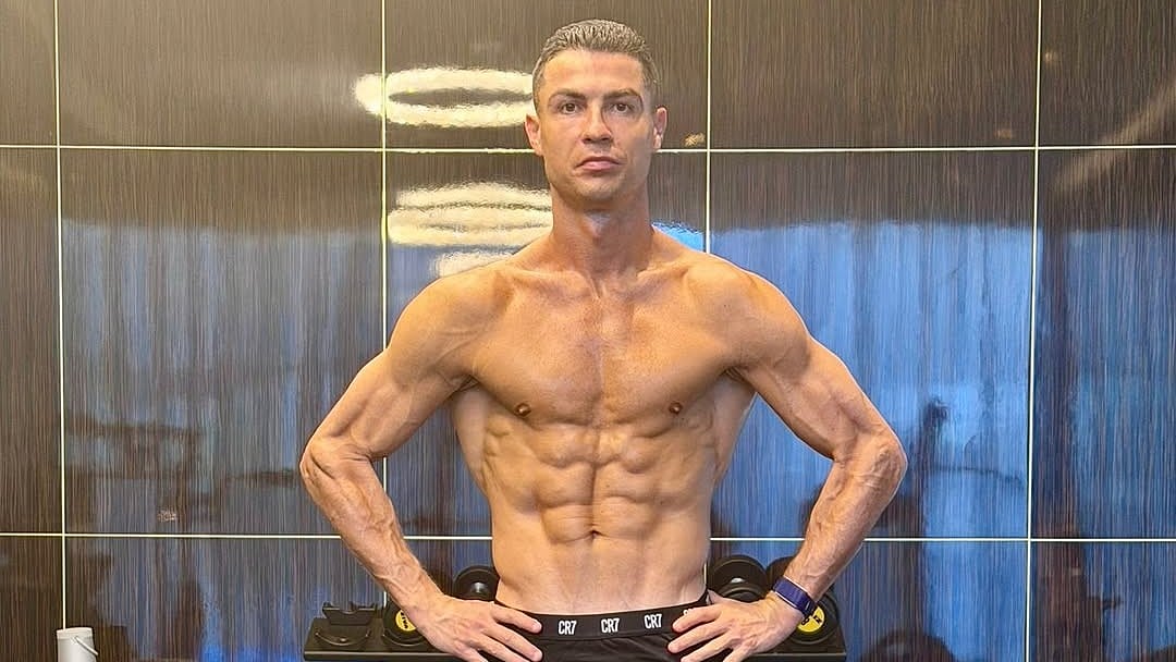 Internet is obsessed after Cristiano Ronaldo dropped post-sauna photo