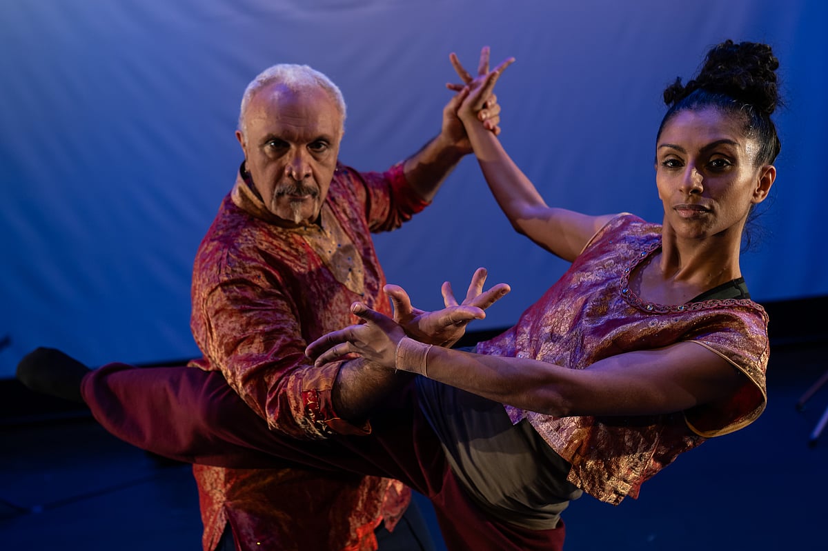 Roger Sinha and Emmanuelle Martin to perform in Kolkata on Jan 13