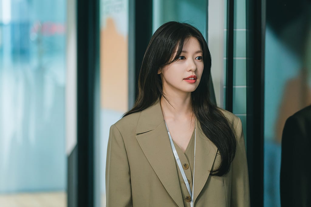 New Netflix series The Dealer to star Jung So-min