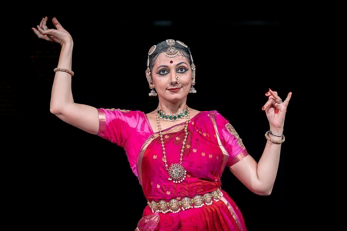 Apeksha Niranjan's dance honours Polish-Indian ties