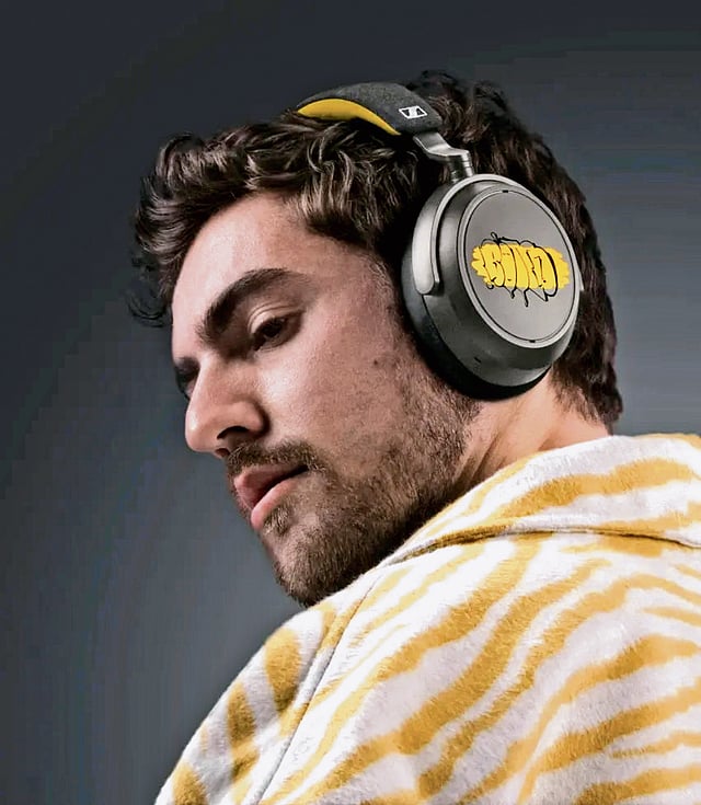 Sound Style with these new headphones