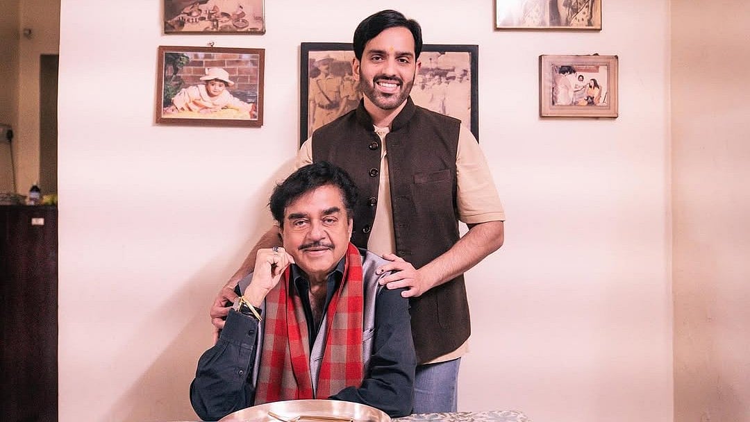 Shatrughan Sinha files a case to stop misusing his dialogue 'Khamosh'
