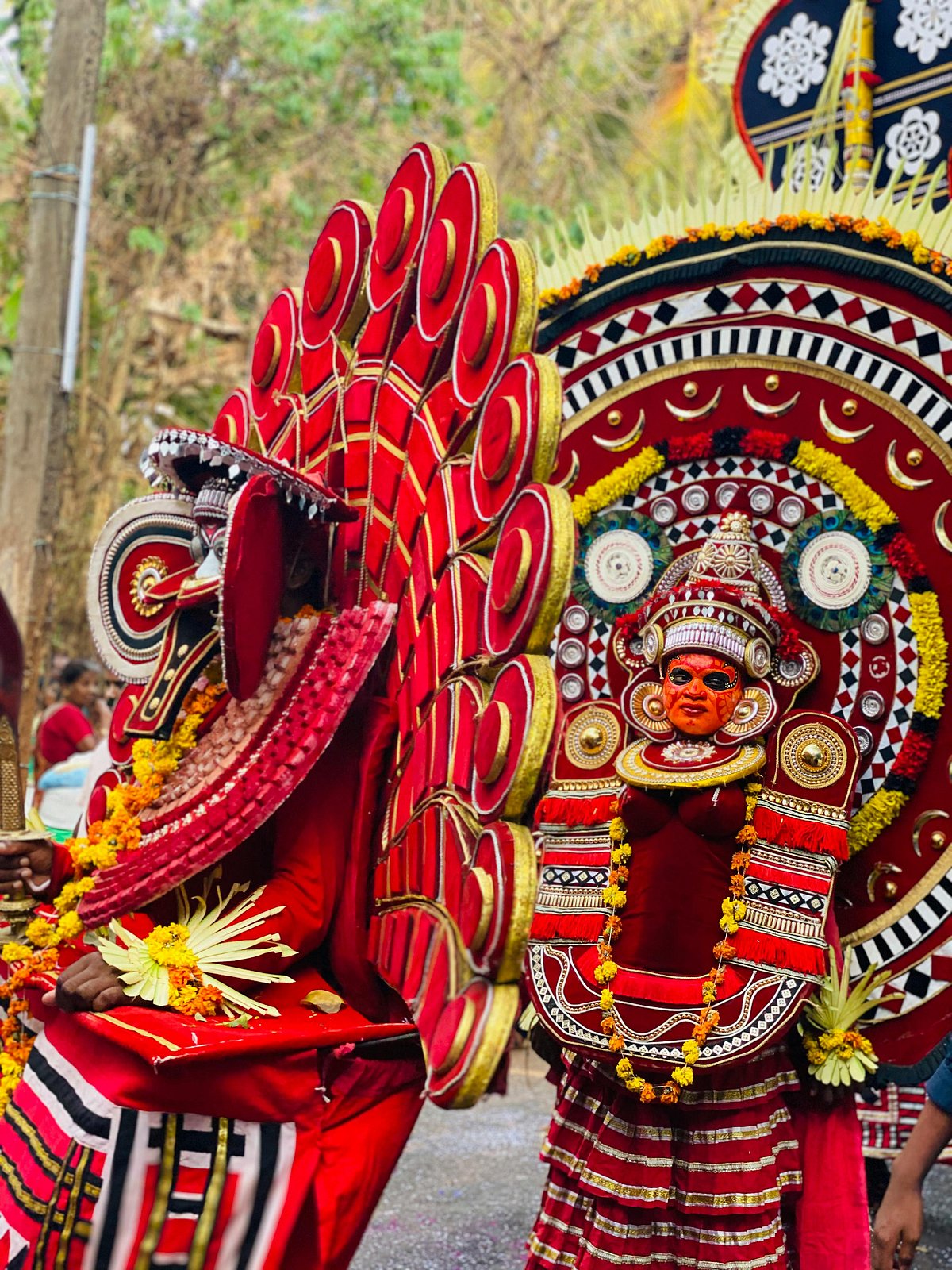 4 unique traditional folk dances in India