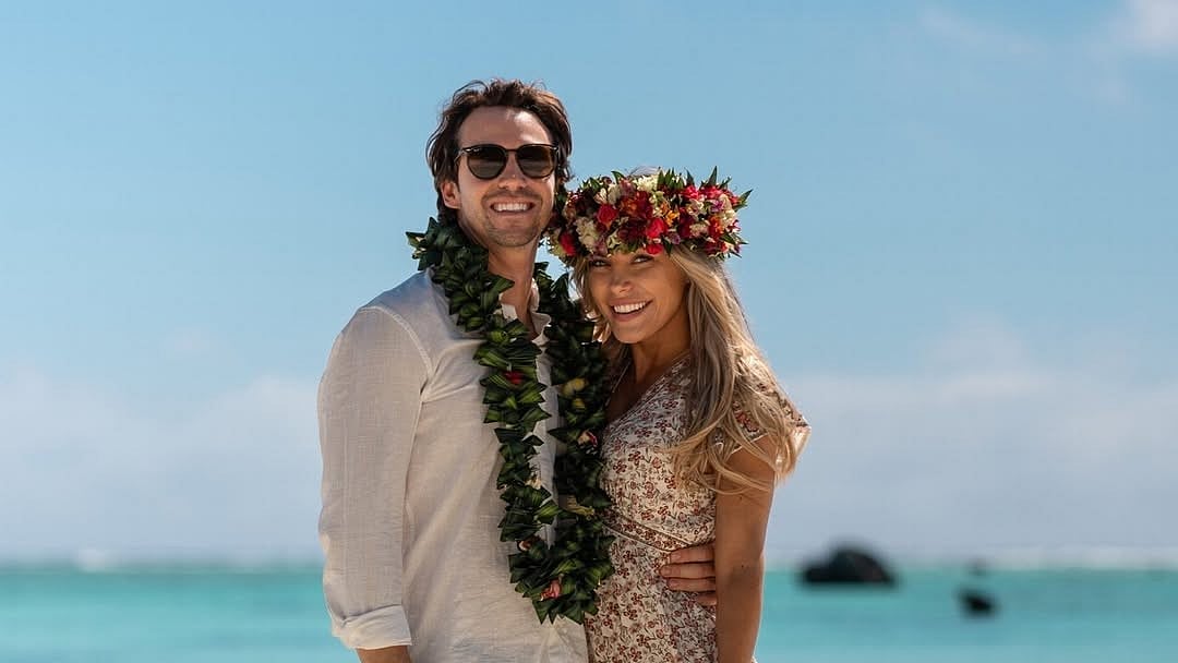 Crystal Harris marries James Ward in private island ceremony