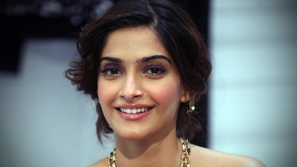Sonam Kapoor 'can't wait' to work with Adil Hussian