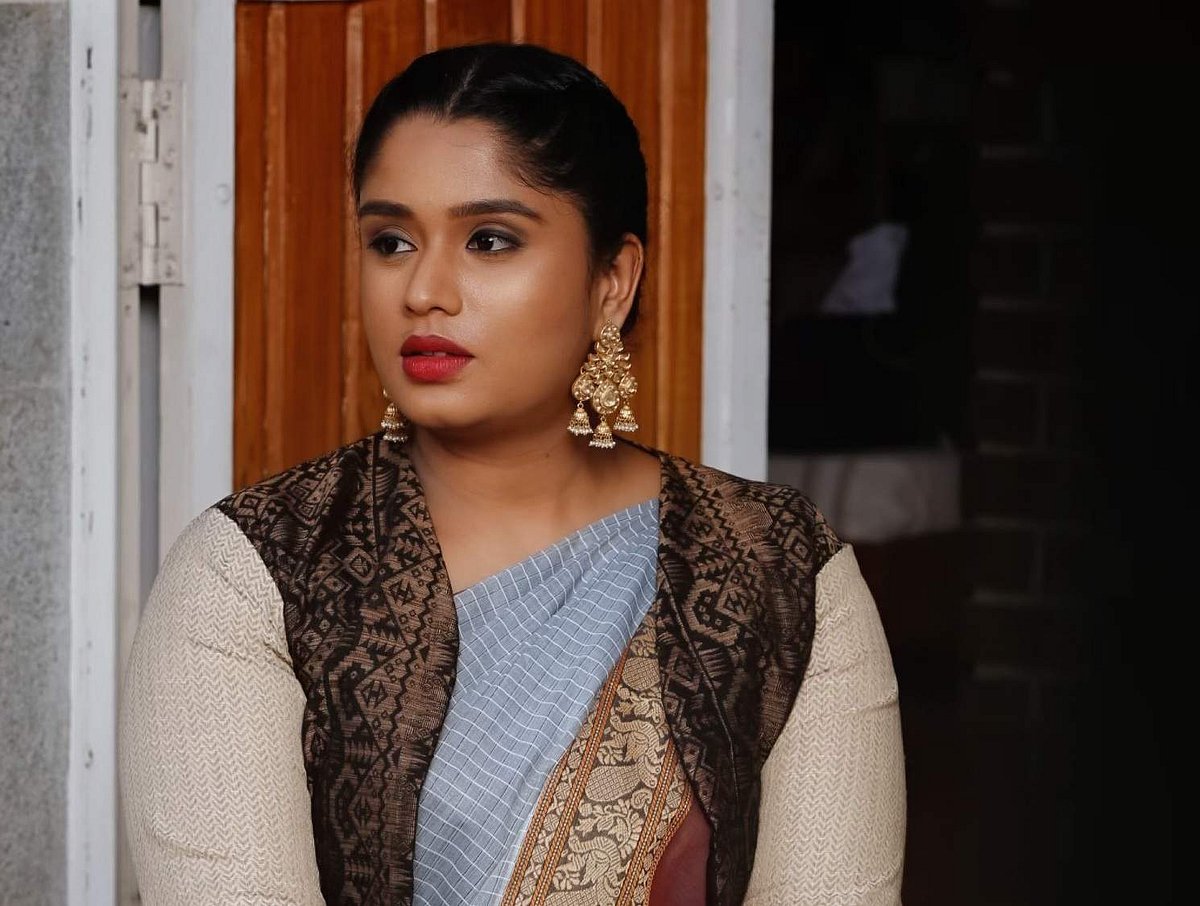 Studio Nadiya starts a discussion on body positivity & representation ...