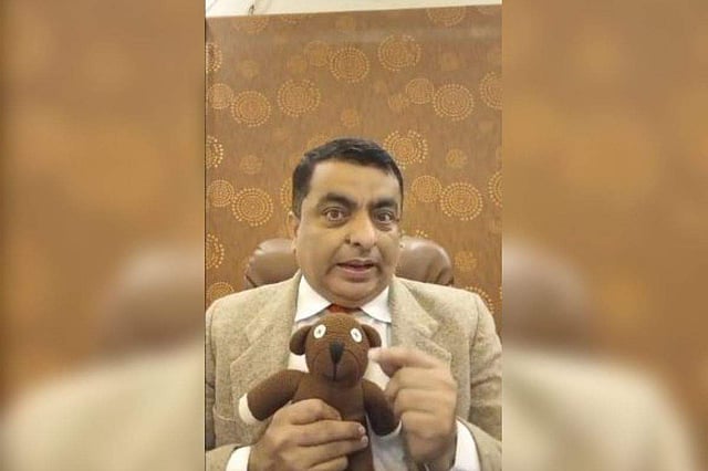 Pakistani comedian Asif Muhammad responds to the ongoing Mr Bean banter ...