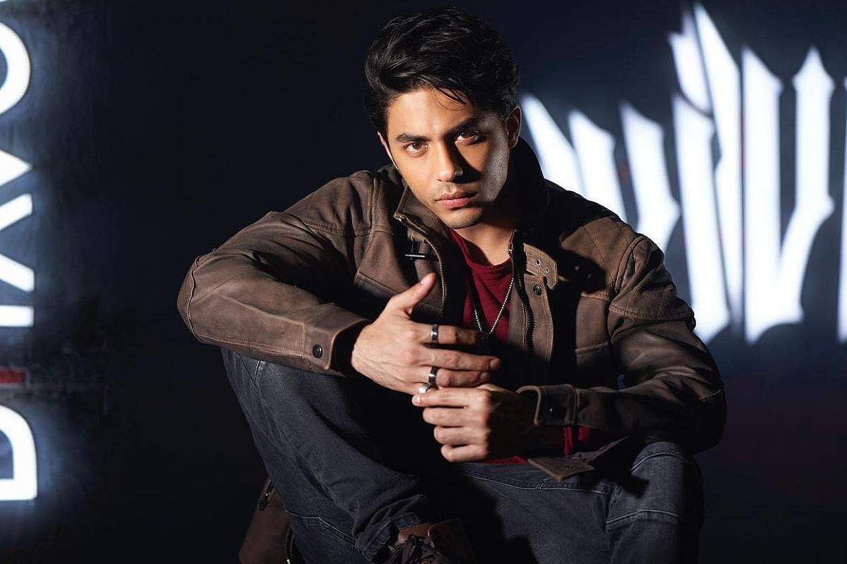 Aryan Khan joins joota churai ritual at wedding in viral clip