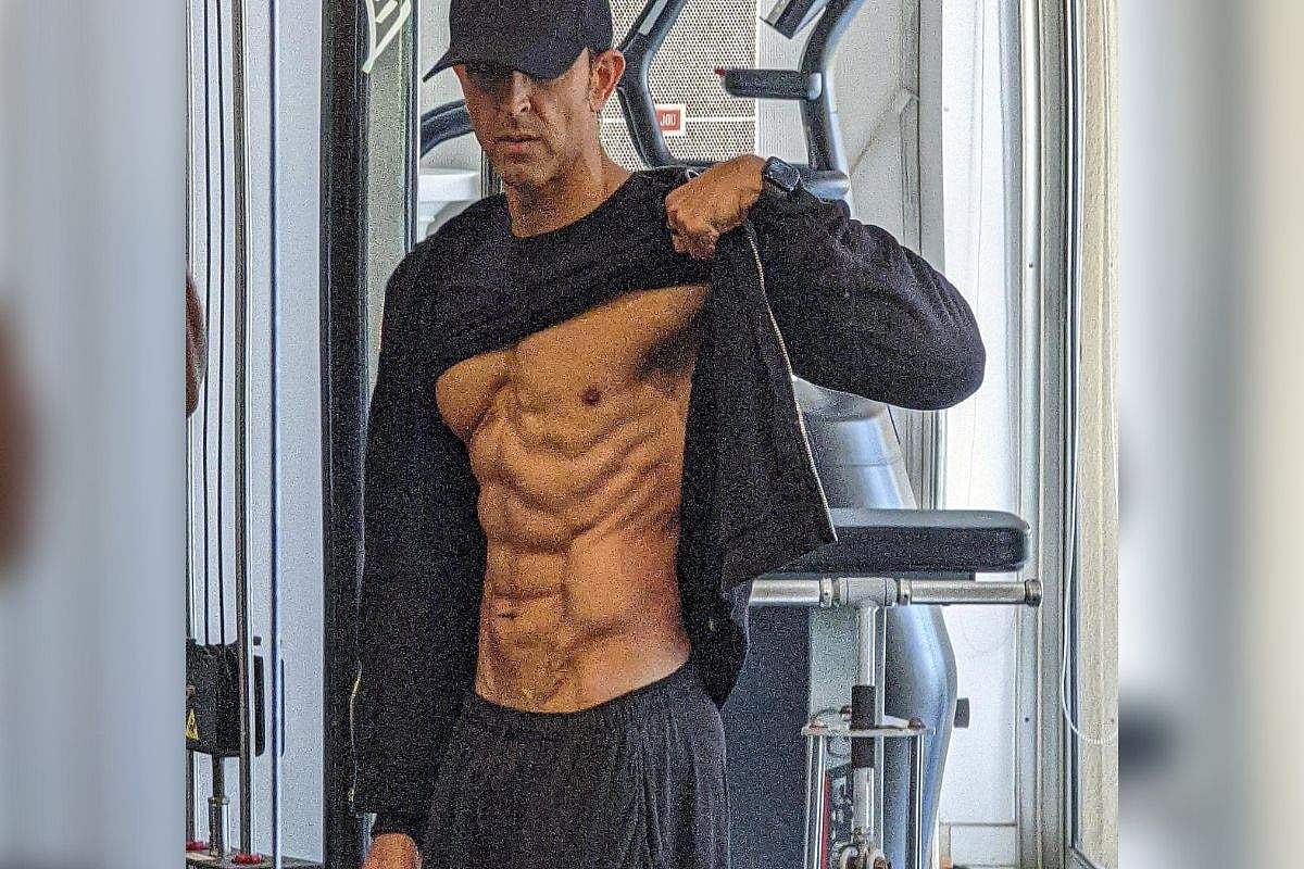 Hrithik Roshan serves fitness goals as he flaunts eight-pack abs amid ...