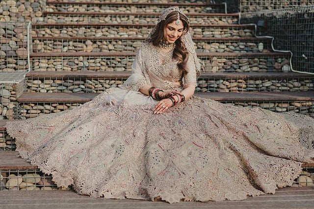 Sharmin Segal looks ethereal in customised couture bridal lehenga by ...