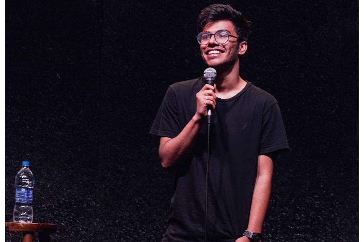 Have a chuckle-some evening with Madhur Virli at Calcutta Comedy Company