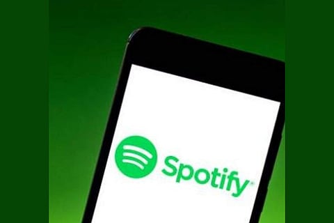 Spotify testing to make in-app lyrics a premium-only feature
